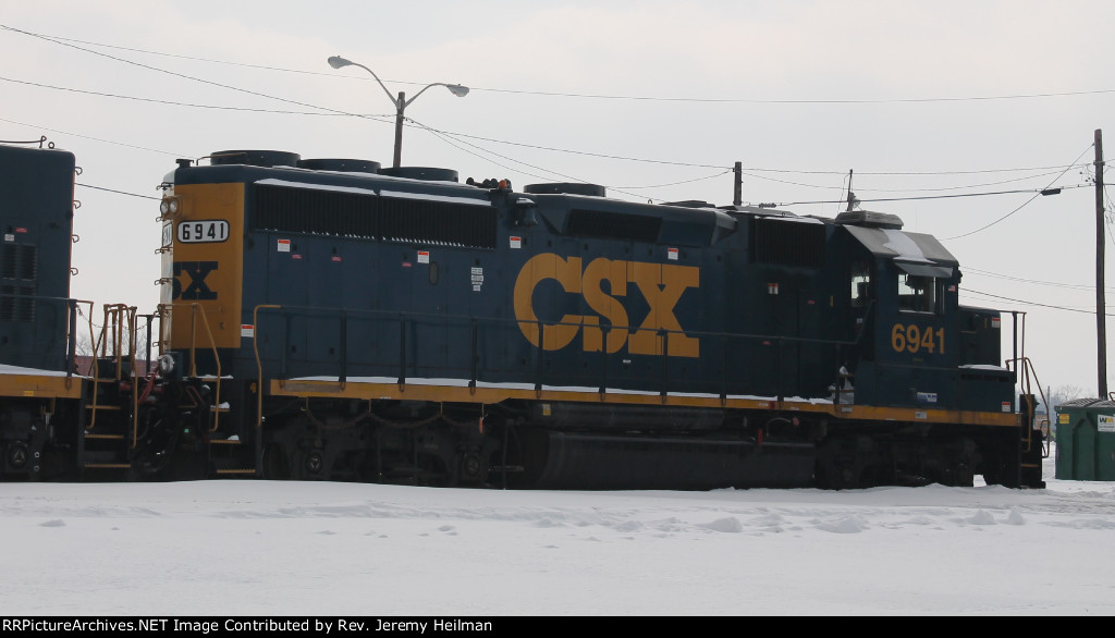 CSX 6941 (1)